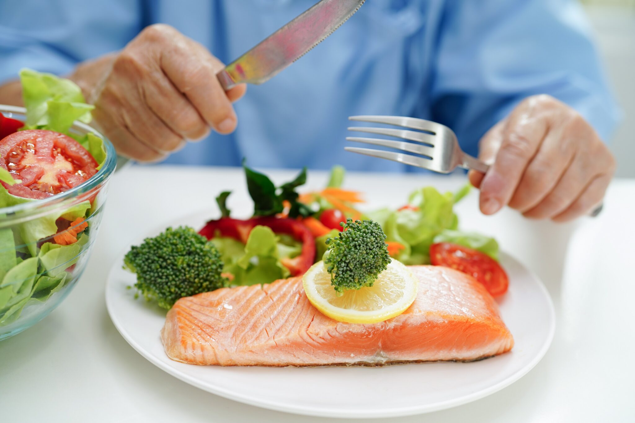 Healthy Eating Habits: Tips for Consistency - Maxim Ross